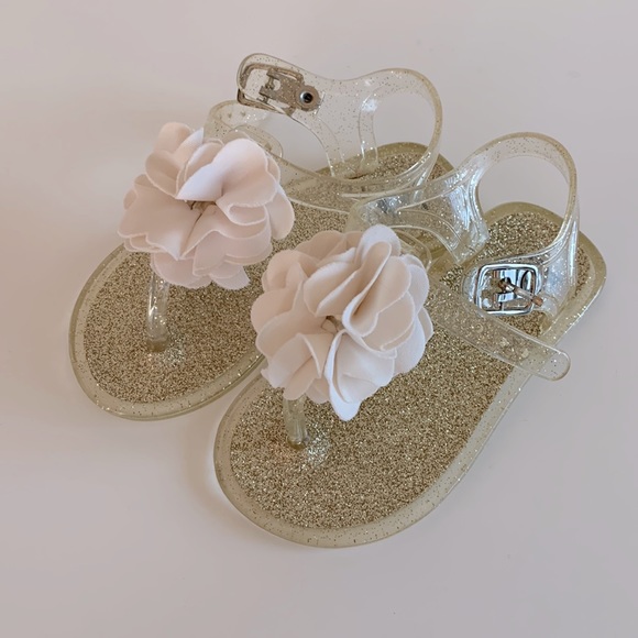 Shoes | Gold Glitter Jelly Sandals W White Flower | Poshmark